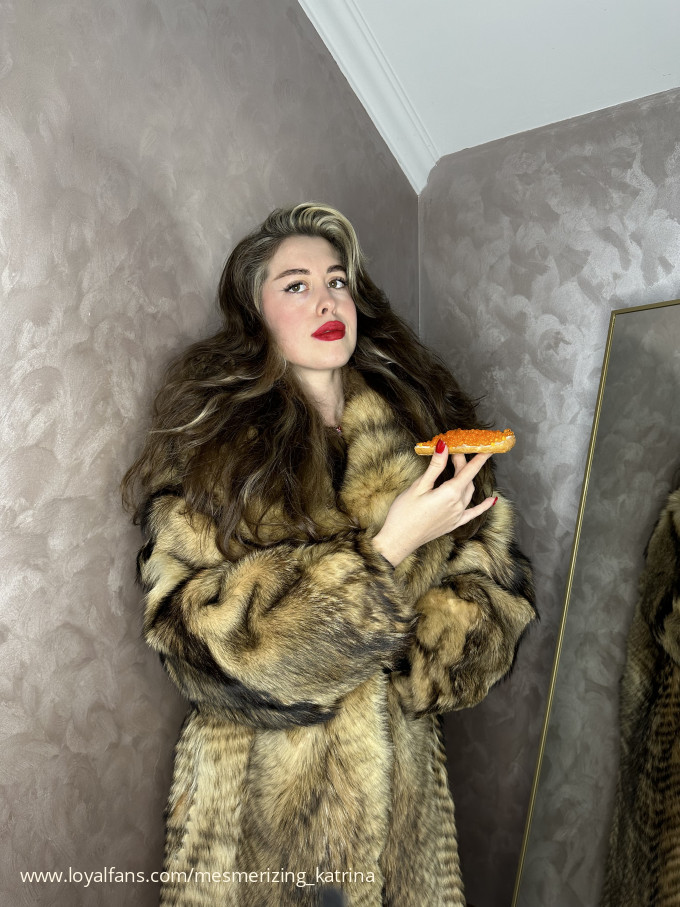 Mesmerizing Katrina Findom’s Official Social Fan Page | LoyalFans