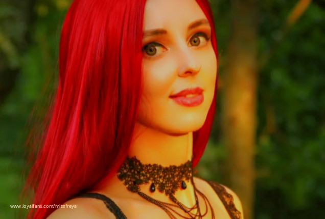 Lust and desire 🥀 - Miss Freya Official Photos | www.Loyalfans.com