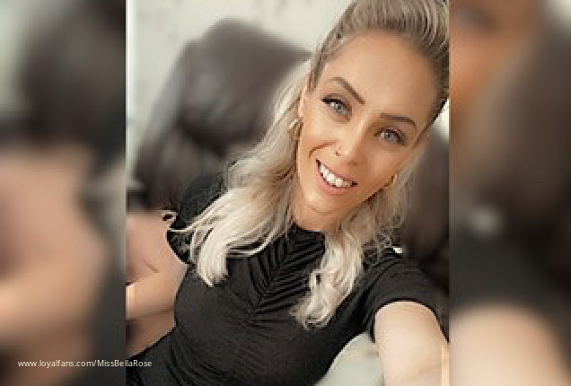 Emoji removed🥵🔥😱 - MissBellaRose Official Photos | www.Loyalfans.com