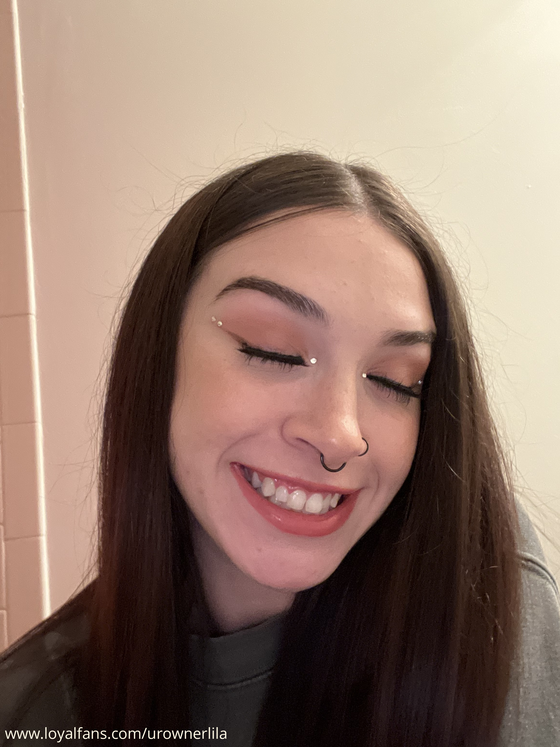 goddesssxlilaa's videos and clips | Official account | LoyalFans