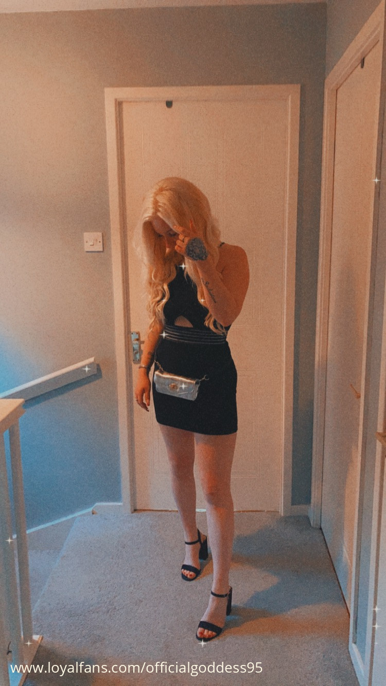 OfficialGoddess95's videos and clips | Official account | LoyalFans