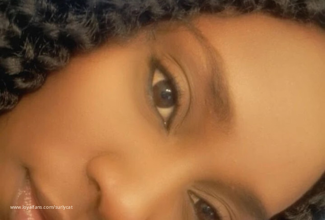 What does my look tell you - Surly Cat Official Photos | www.Loyalfans.com