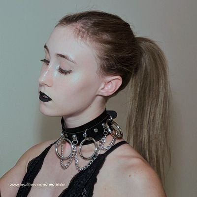 Anna Blake’s Official Social Fan Page | LoyalFans