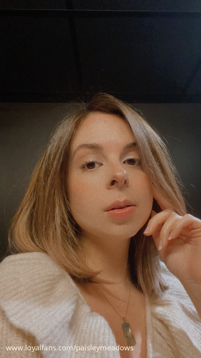 My 🔬 experiment - Queen Paisley Hypno Findom Official Photos | www ...