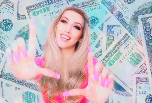 Y2K Brain - Very Demure Princess Official Profile | www.Loyalfans.com