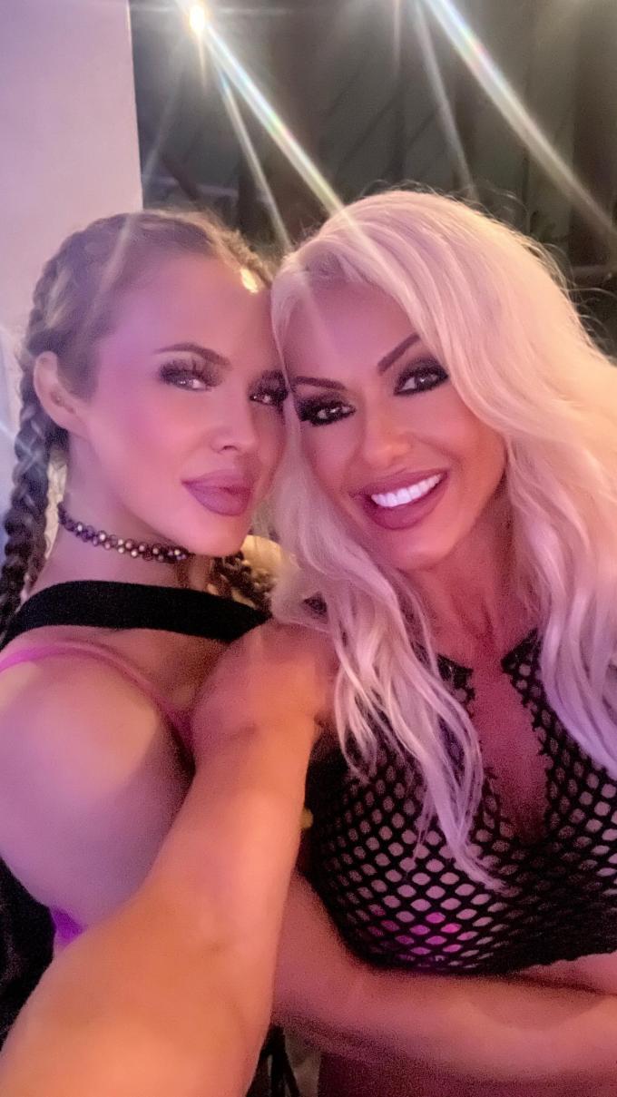 Taylor Vixxen’s Official Social Fan Page | LoyalFans