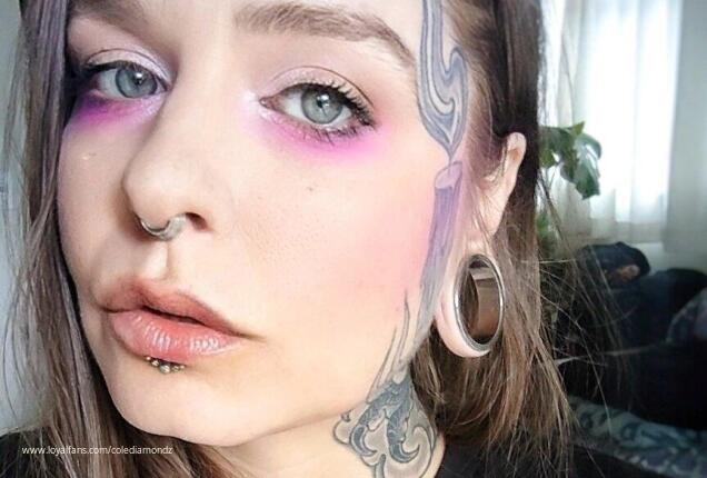 Betas only get pixels and the sound of water dripping off my body 🫰 ...