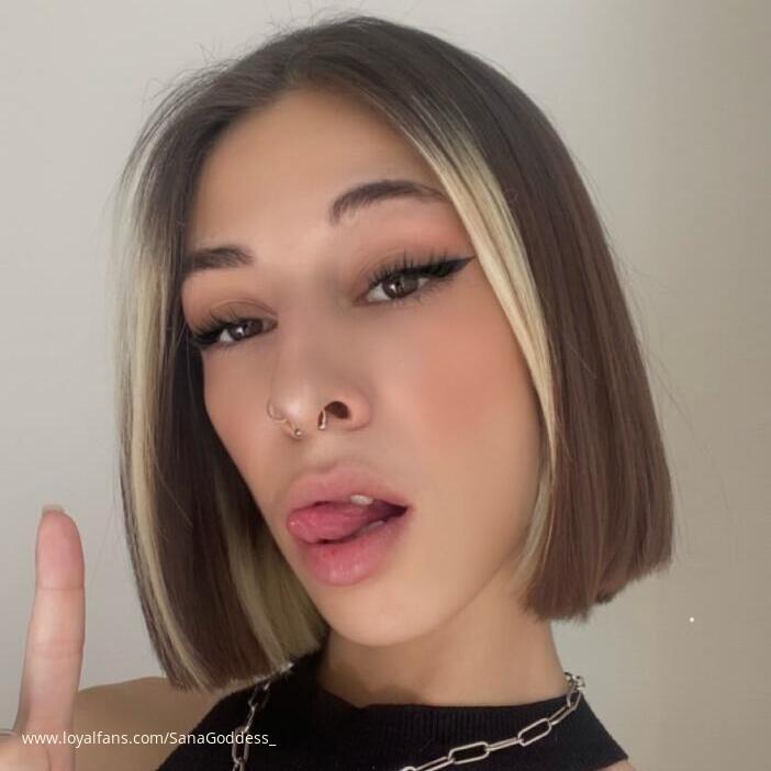 DivineSana_'s Official Social Fan Page | LoyalFans