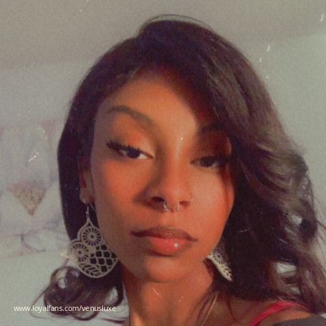 Venus Luxe's videos and clips | Official account | LoyalFans