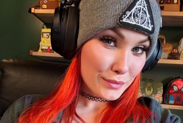 Hi there!! ️ How's your day going? - Taylor Gunner Official Photos ...