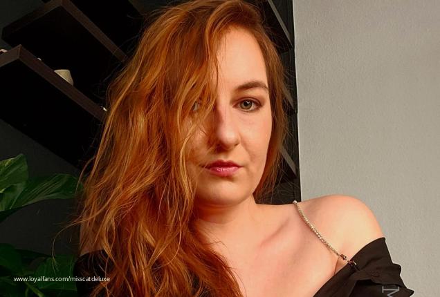 Rip off Fußanbetung / Rip-Off Foot Worship - Miss Catdeluxe Official ...