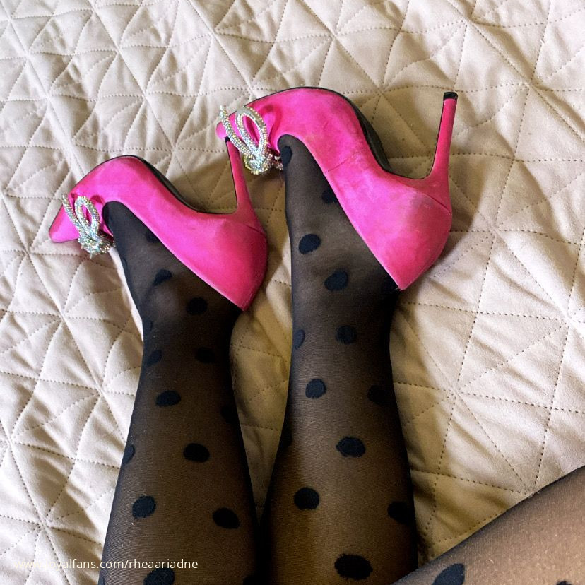 RheaAriadne’s Official Social Fan Page | LoyalFans