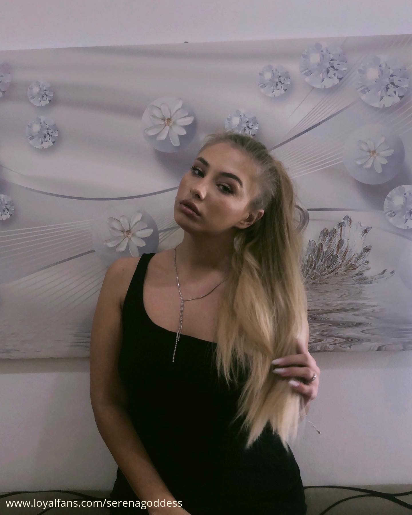 Serenagoddess's videos and clips | Official account | LoyalFans