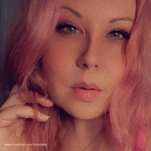 Trixiebaby’s Official Social Fan Page | LoyalFans