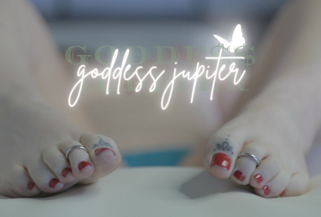 Come kiss my pretty little feet. - Enchantressa Official Photos | LoyalFans