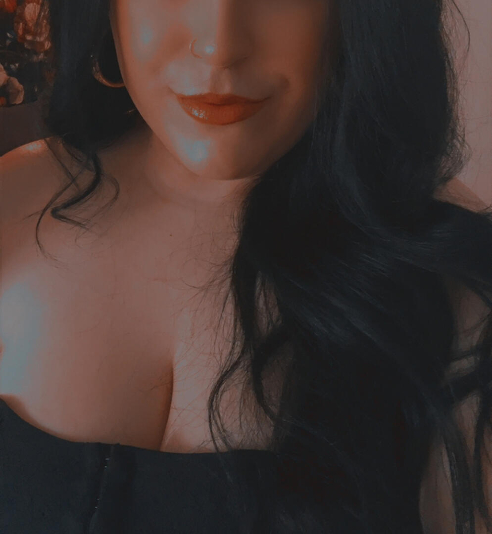 Lola The Findomme’s Official Social Fan Page | LoyalFans