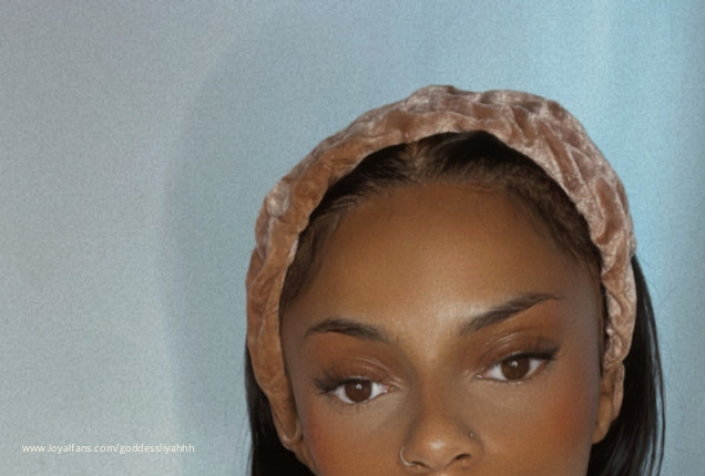 Completely obsessed with my cheeks 🍑 - Findom Goddess Liyah Official ...