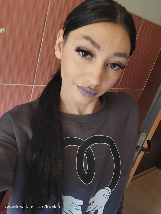 LucyKim’s Official Social Fan Page | LoyalFans