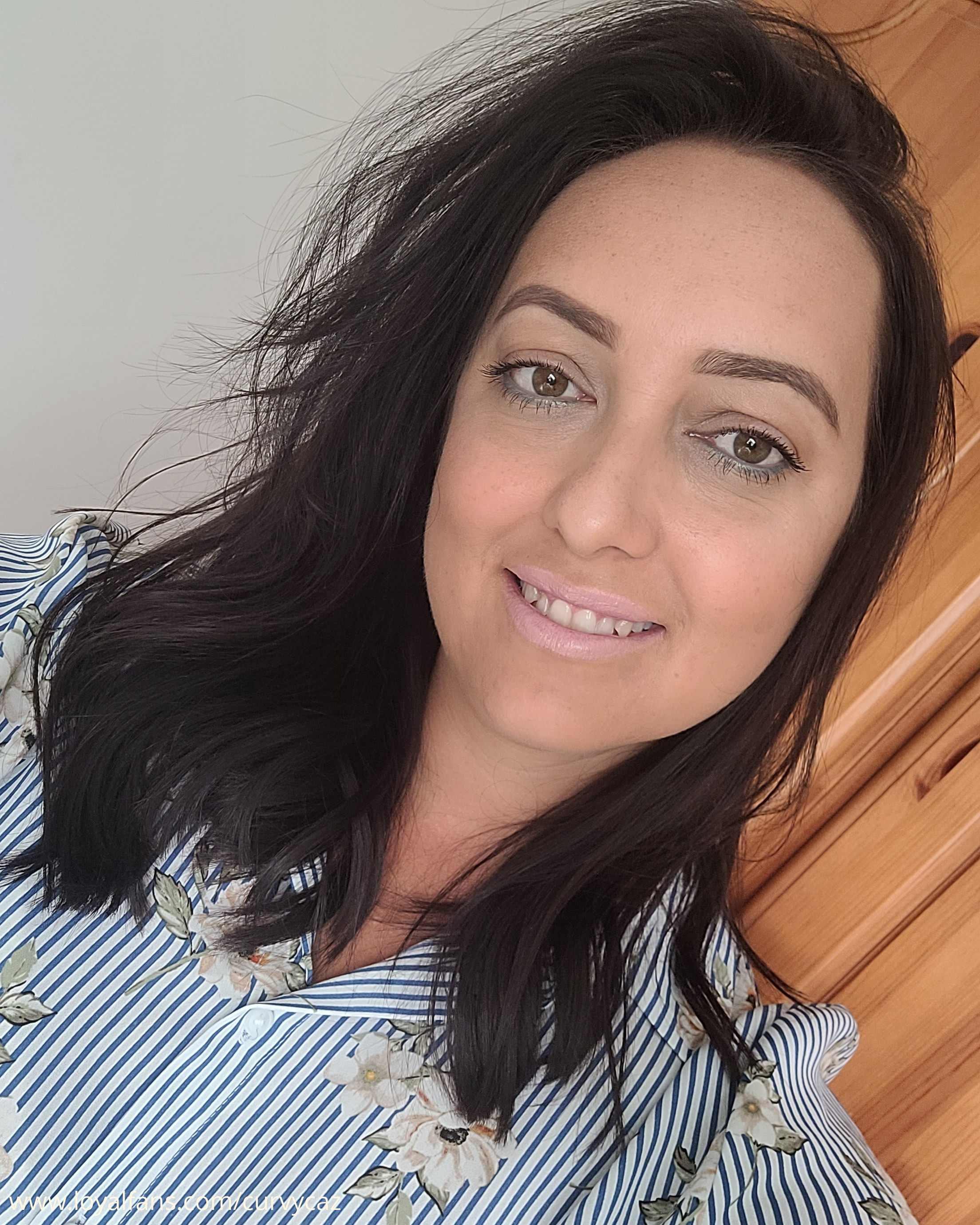 Curvy Caz’s Official Social Fan Page | LoyalFans