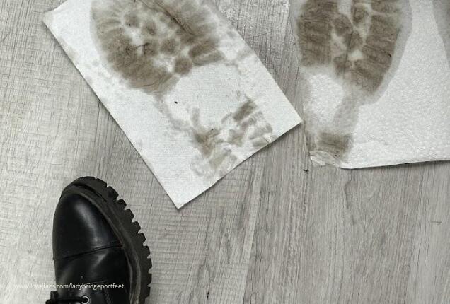 SUB TO ME 😜 - Lady Bridgeport Official Photos | www.Loyalfans.com