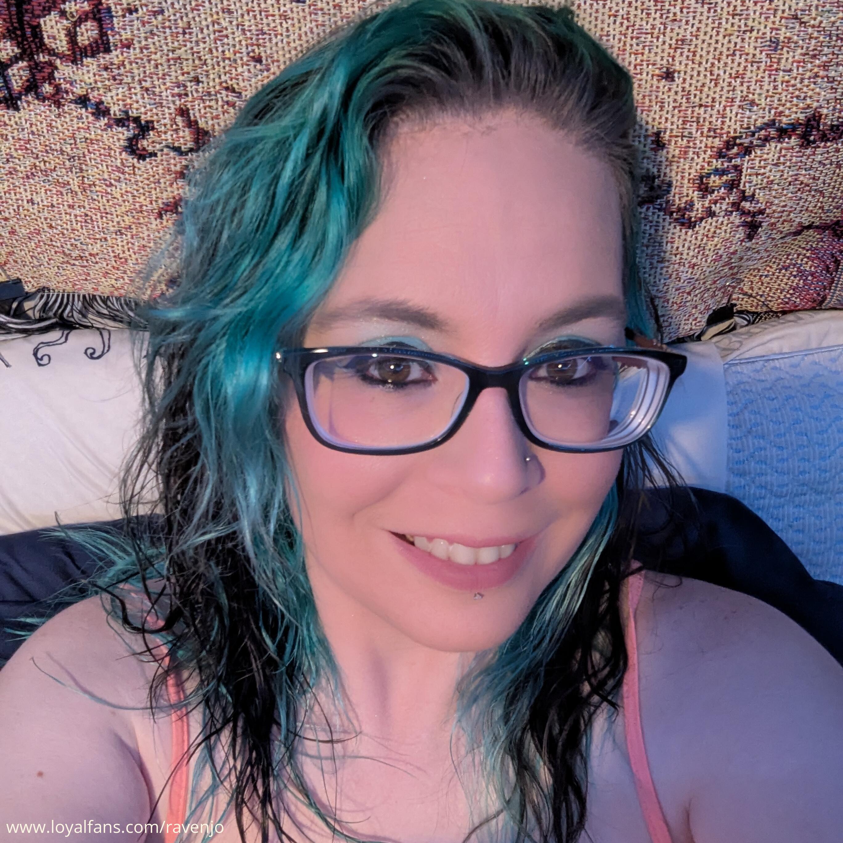 Raven40415’s Official Social Fan Page | LoyalFans