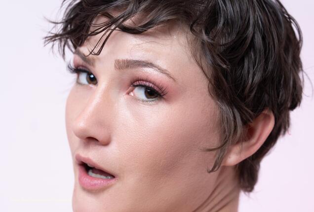 Yes or No? - Ahanu Reed Official Photos | www.Loyalfans.com