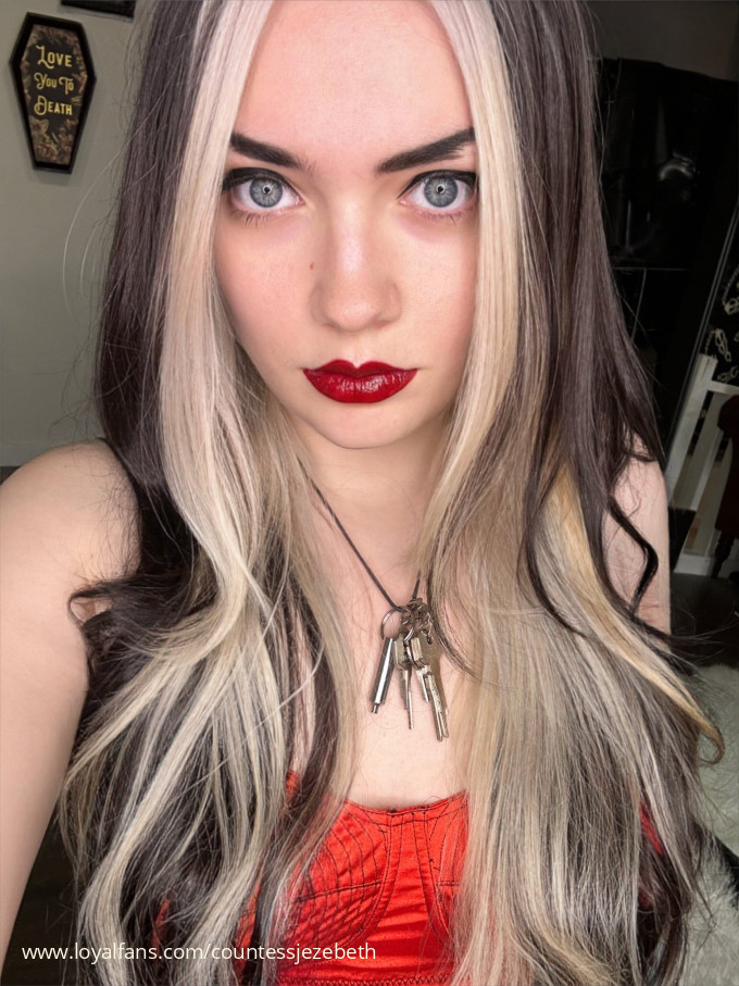 Countess Jezebeth Femdom’s Official Social Fan Page | LoyalFans