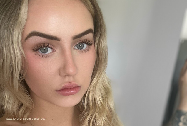 💳 - Princess Beth Official Profile | www.Loyalfans.com