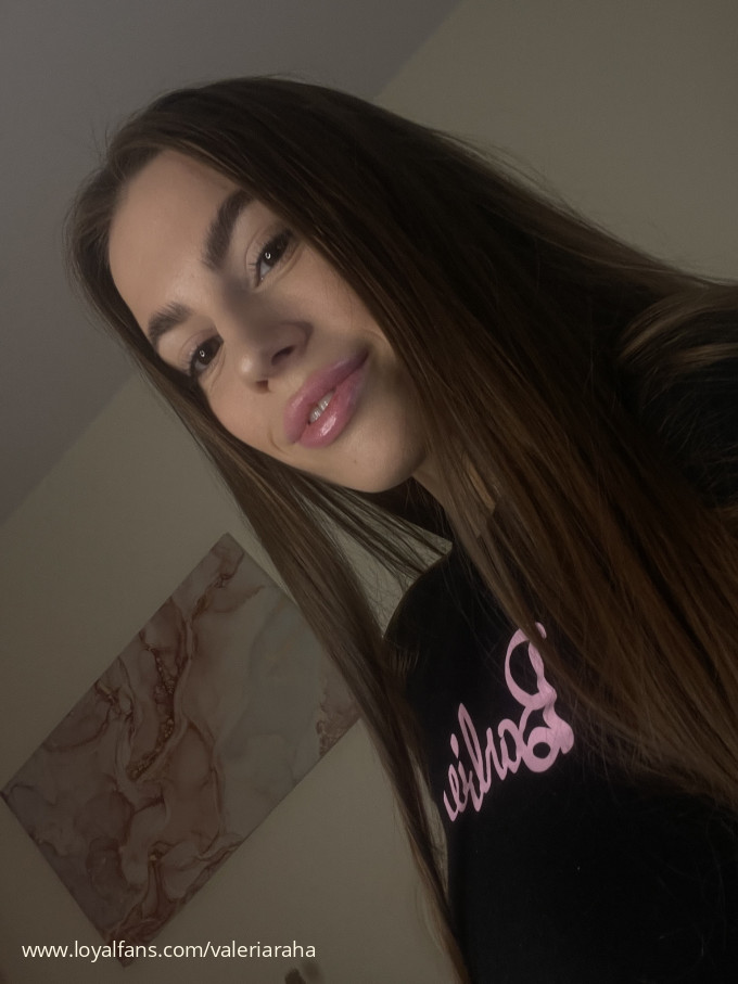 ValeriaRaha’s Official Social Fan Page | LoyalFans