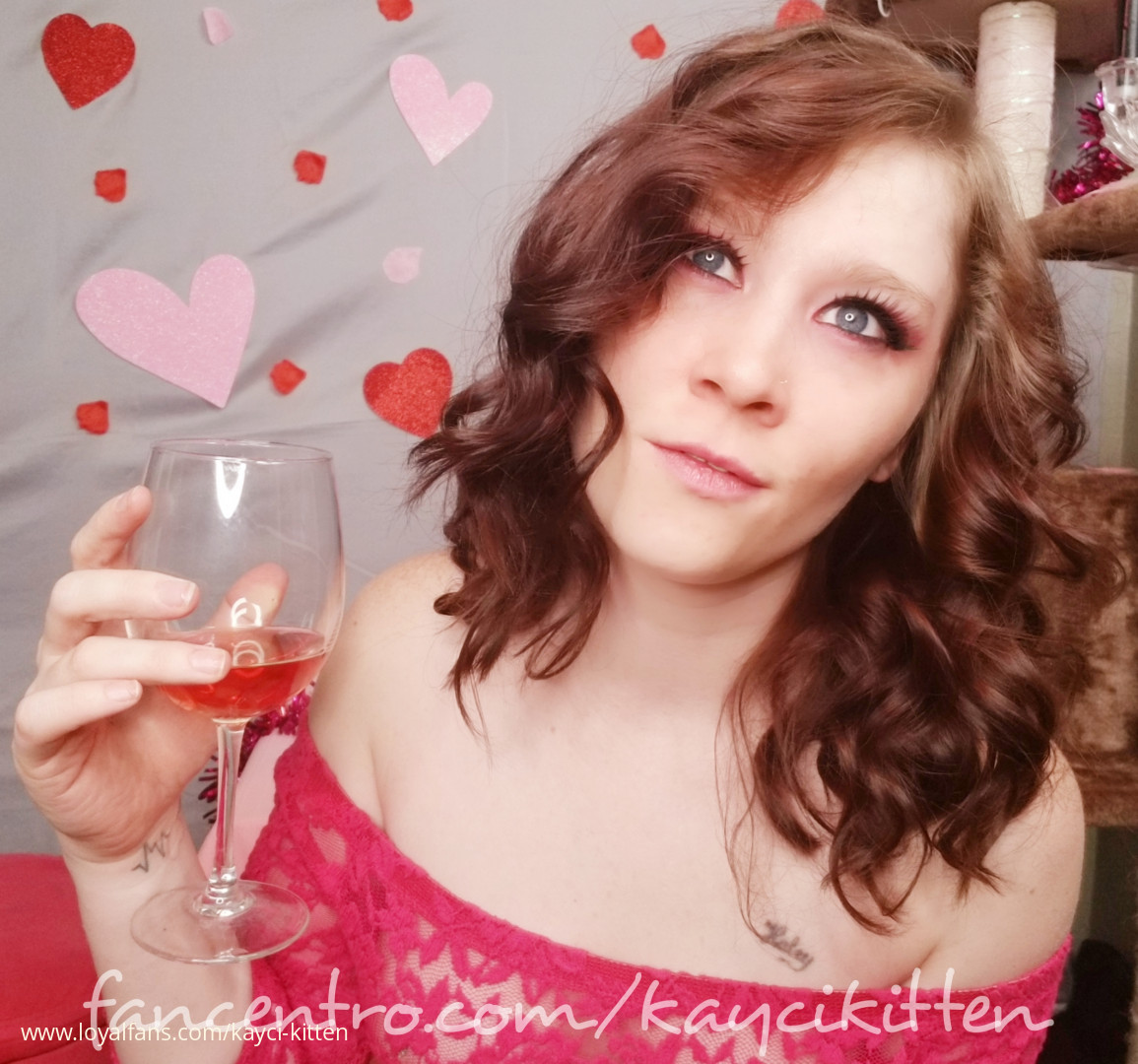 Kayci Kitten’s Official Social Fan Page | LoyalFans