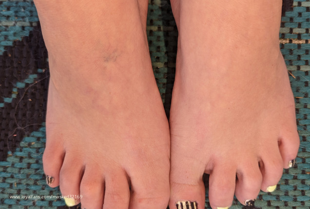 Current toe color! 🎃💀🖤 - DousedDyad Official Photos | LoyalFans
