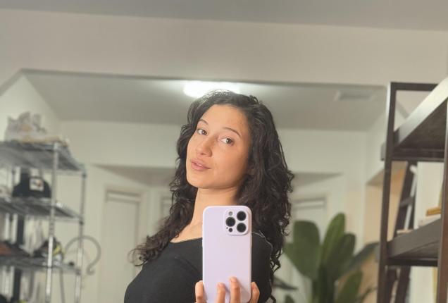 I go live every Friday night on Loyal Fans 🥰 - Hana Katana Official ...
