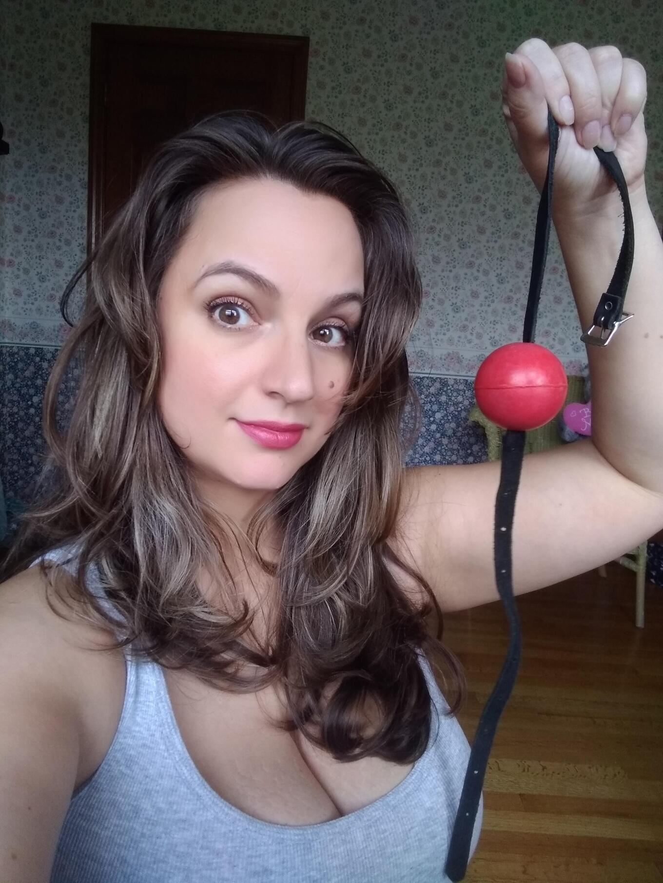 Liz River’s Official Social Fan Page | LoyalFans