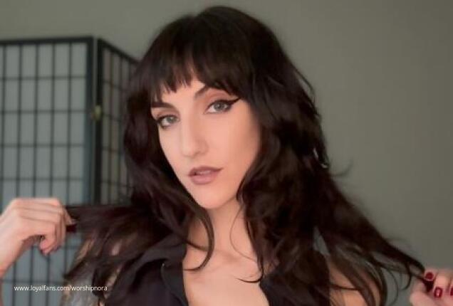 Your New Financial Advisor - Goddess Nora Vex Official Profile | LoyalFans