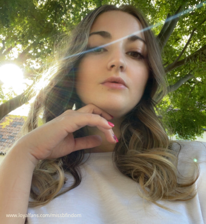 Miss B The Findom God of Debt and Ruin’s Official Social Fan Page ...