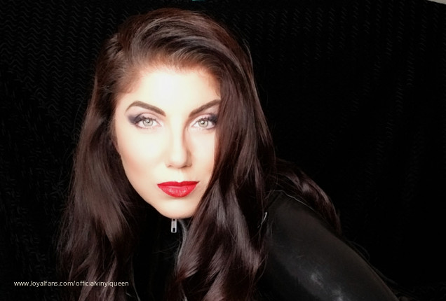 Stocking Face And Neck Trample With Trampleguy - Official Vinyl Queen ...