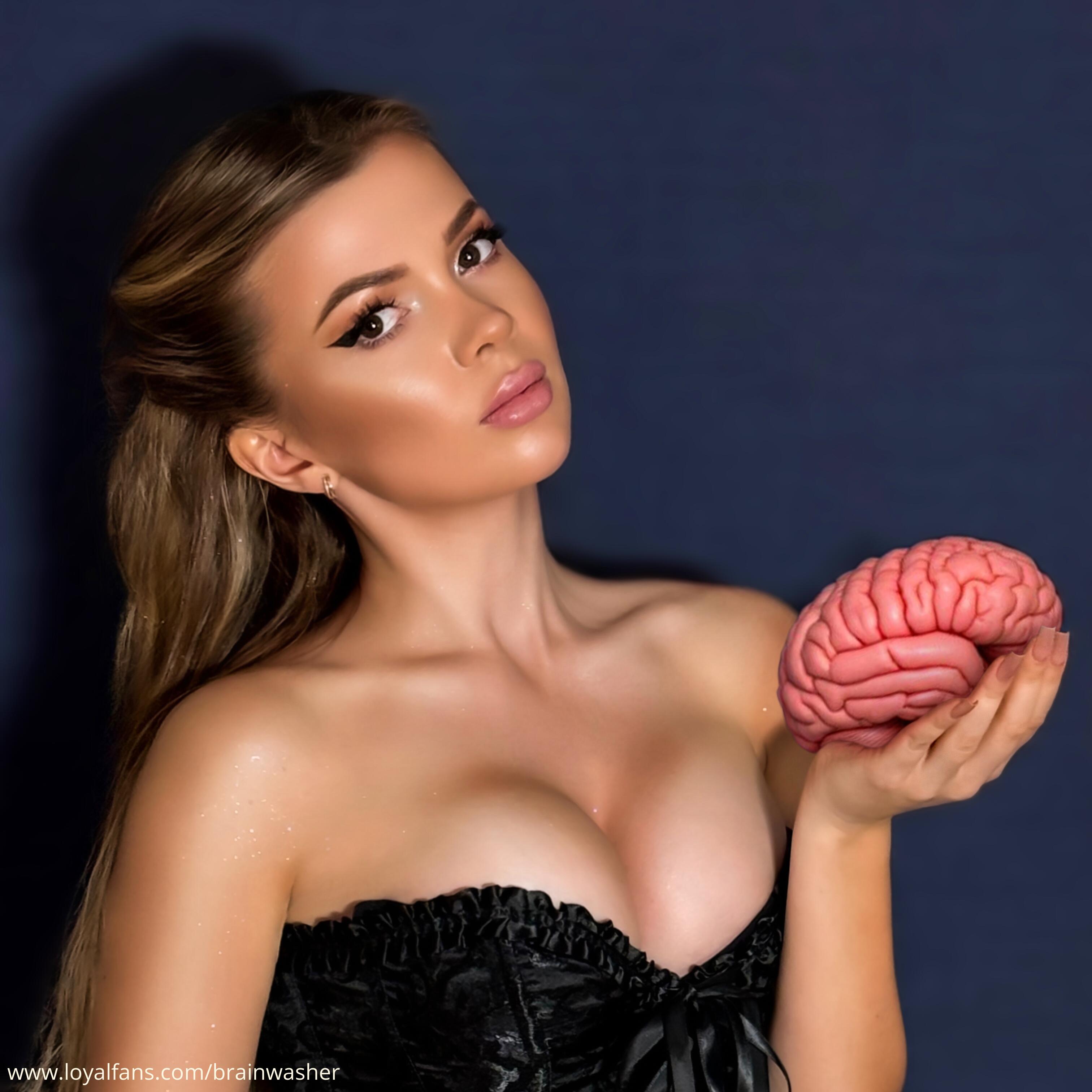 Brainwasher Goddess ’s Official Social Fan Page | LoyalFans