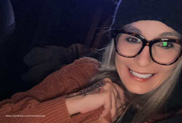 Can you warm them up - Mandy Rhea Official Photos | LoyalFans