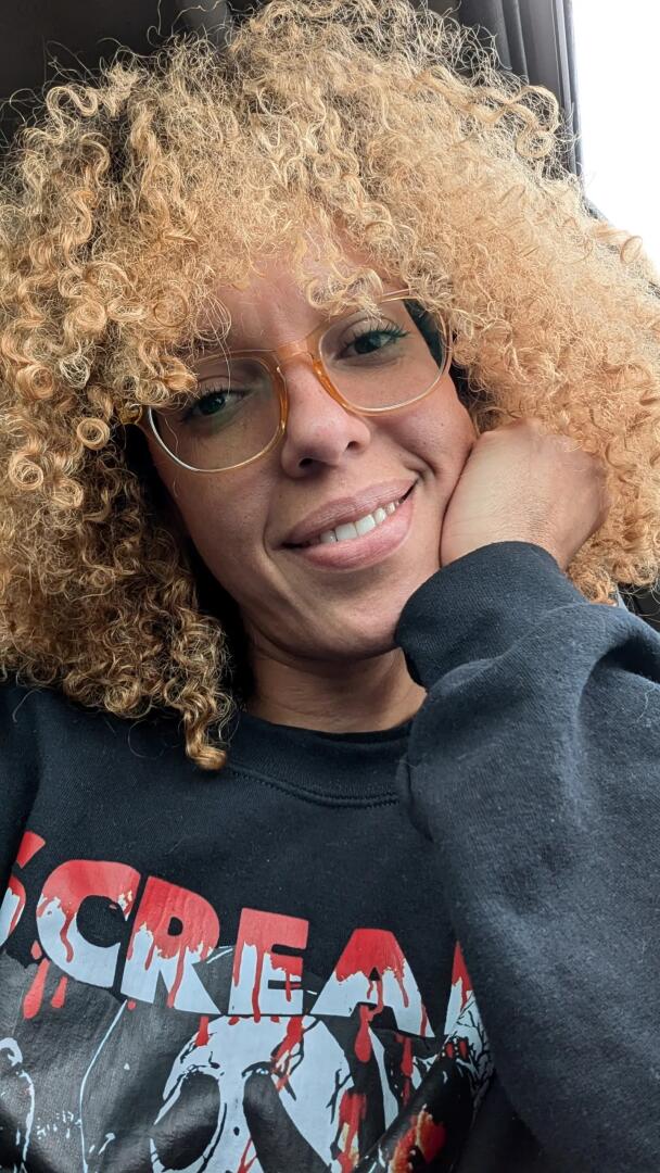 KisKis’s Official Social Fan Page | LoyalFans