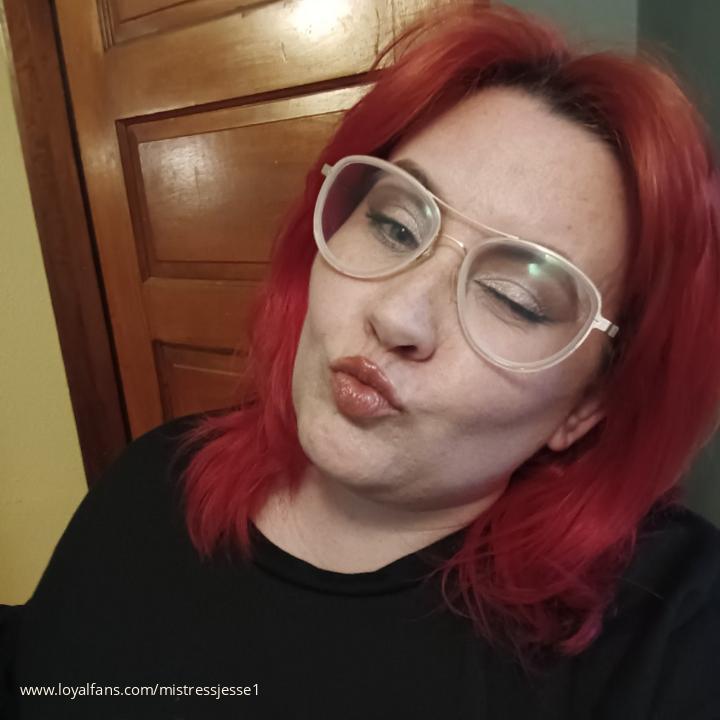 Miss Jesse Noelle’s Official Social Fan Page | LoyalFans