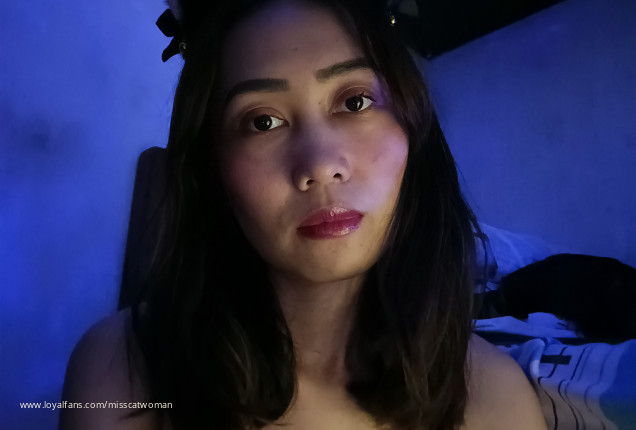 Come here! - Miss Cat Official Photos | LoyalFans