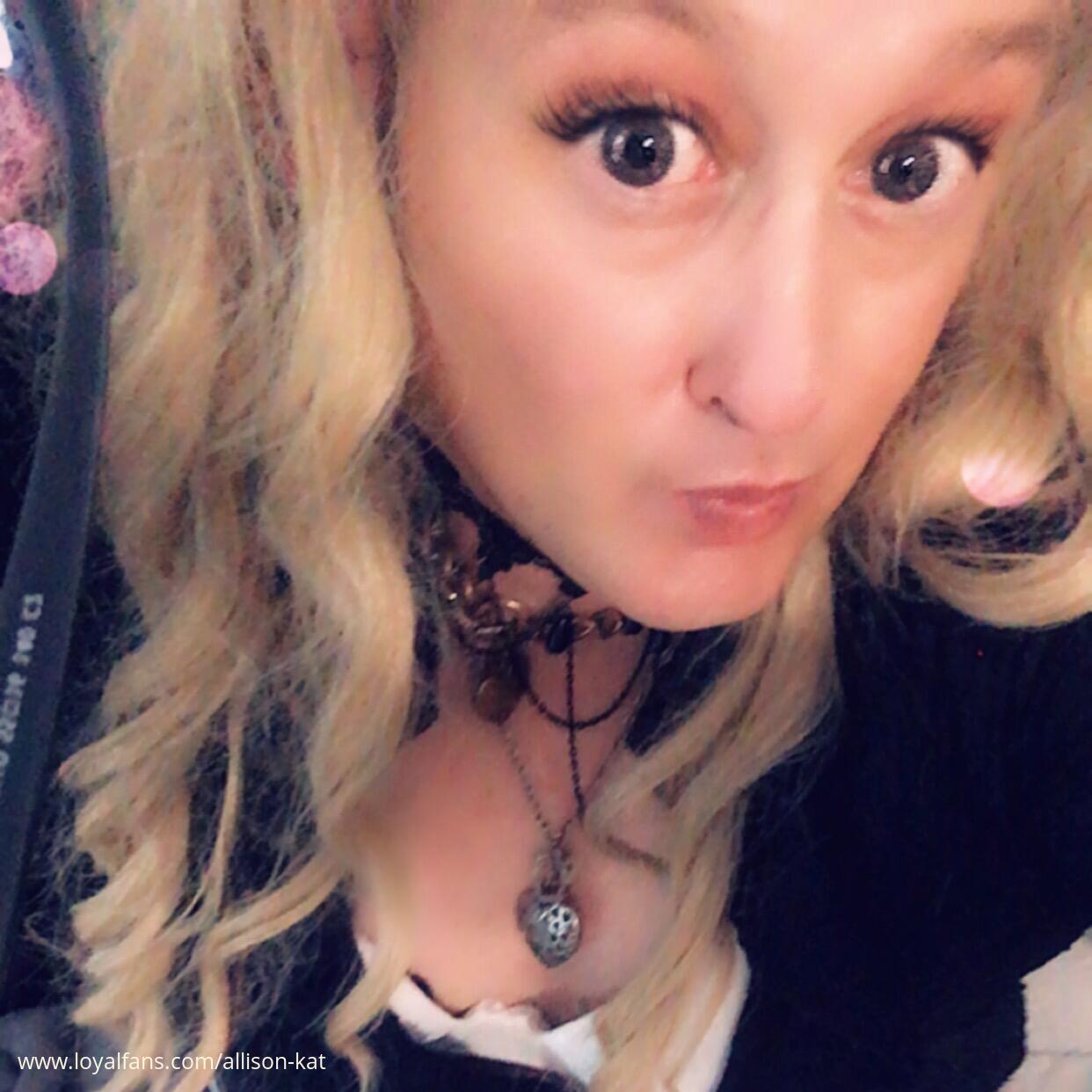 Allison kat’s Official Social Fan Page | LoyalFans