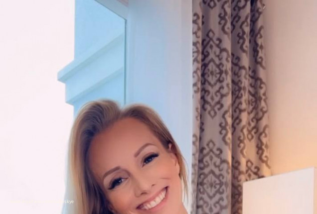 Callie Skye Official Photos | www.Loyalfans.com