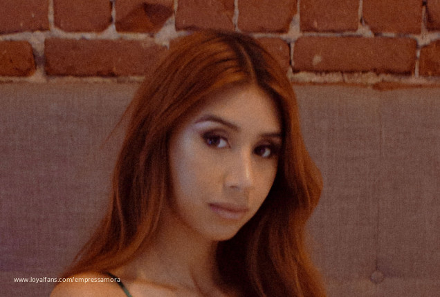 Foot mask reveal - Empress Amora Official Profile | www.Loyalfans.com