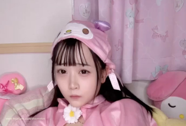 Melon-chan daily! - Shio Melon Official Photos | www.Loyalfans.com