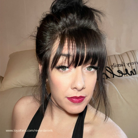 Reese Daniels’s Official Social Fan Page | LoyalFans