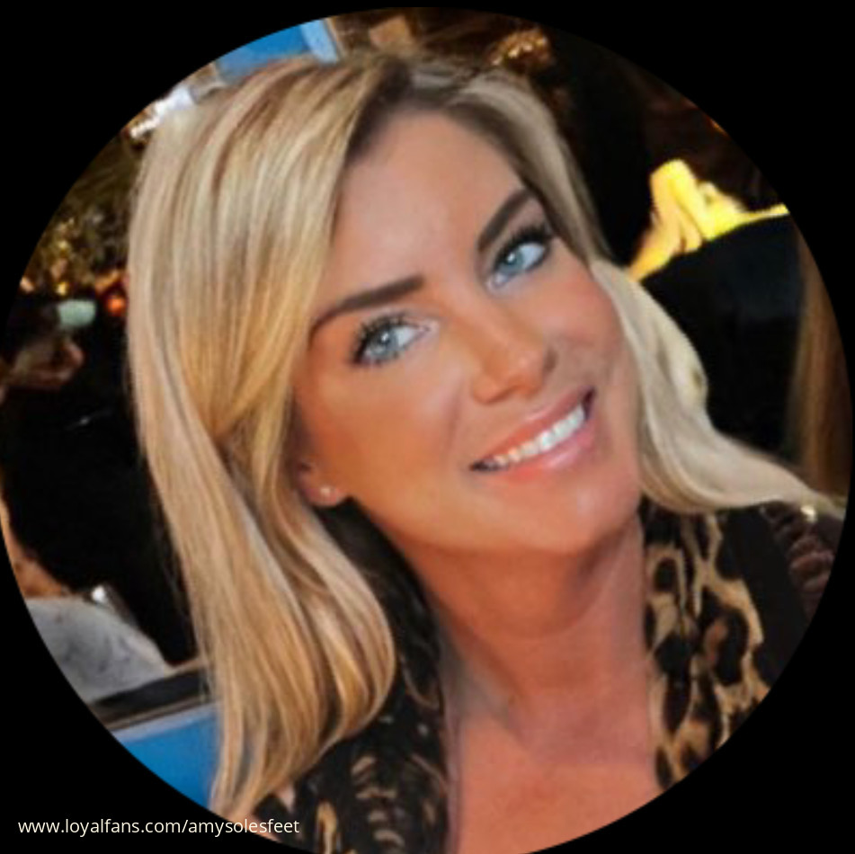 Miss Amy Samuels’s Official Social Fan Page | LoyalFans