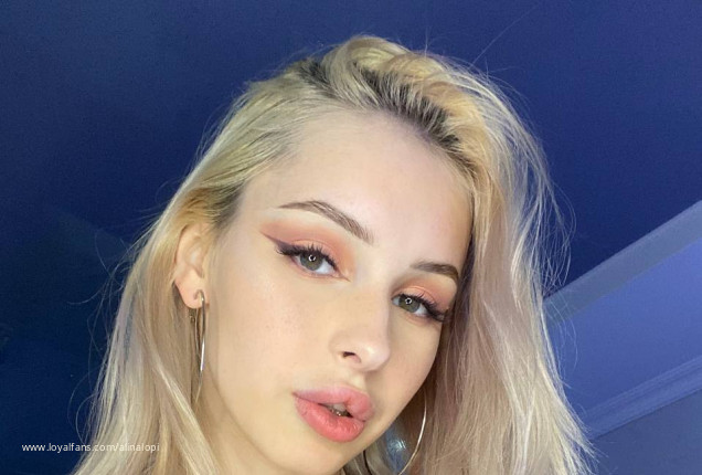 😊 - alina lopi Official Photos | www.Loyalfans.com