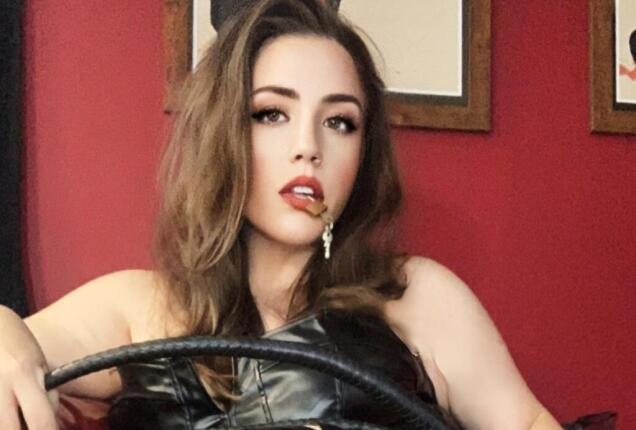 🔥 Now Accepting Submissive Applications for 2025 🔥 - Mistress Malisandre Official Photos | LoyalFans