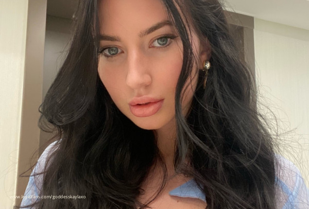 Cant Resist Goddesskaylaxo Official Photos